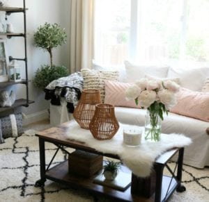 8 Easy Ways to Spruce Up Your Home with Pink Decor